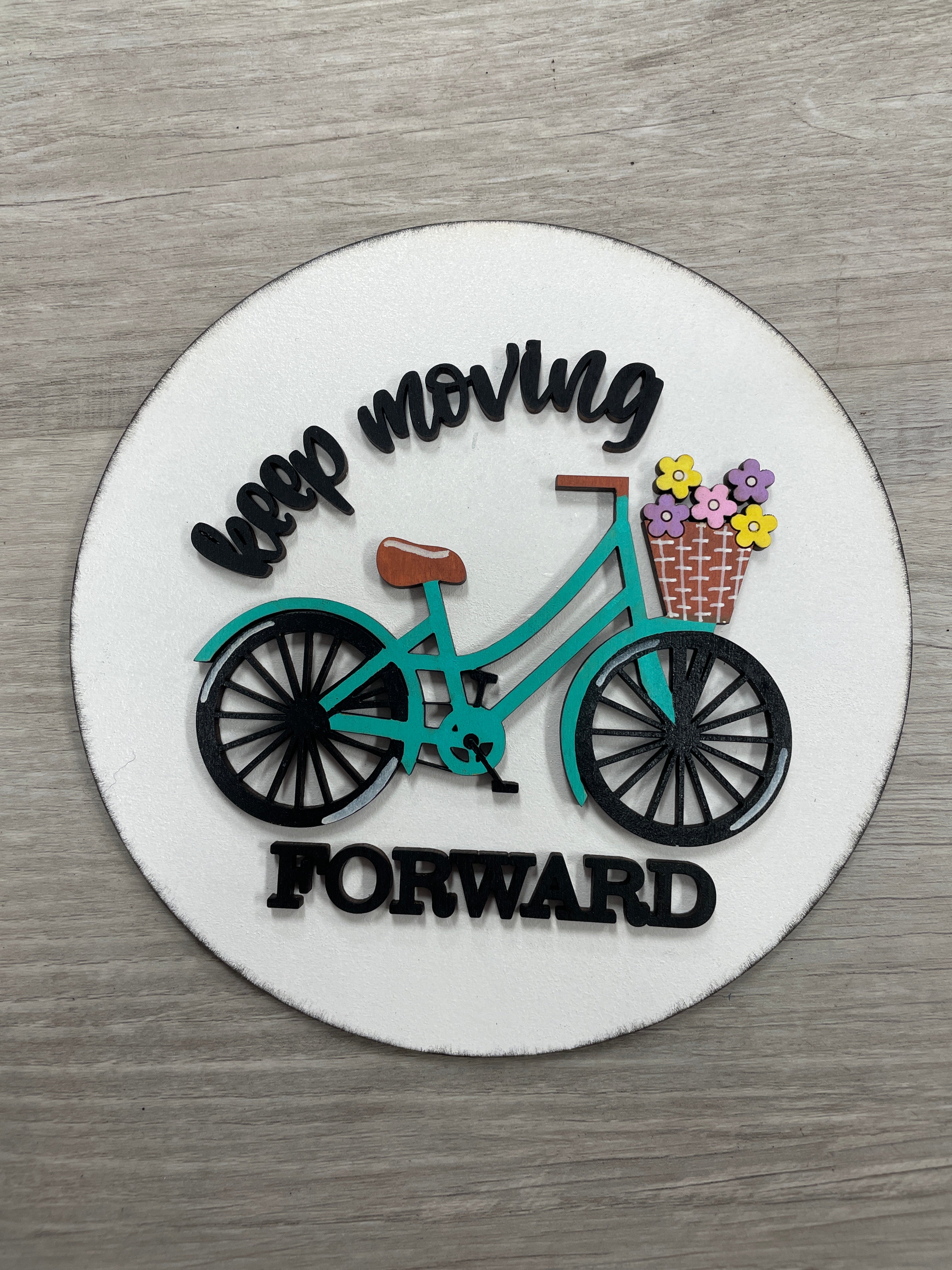 Keep moving forward round interchangeable insert – the wildflower highland